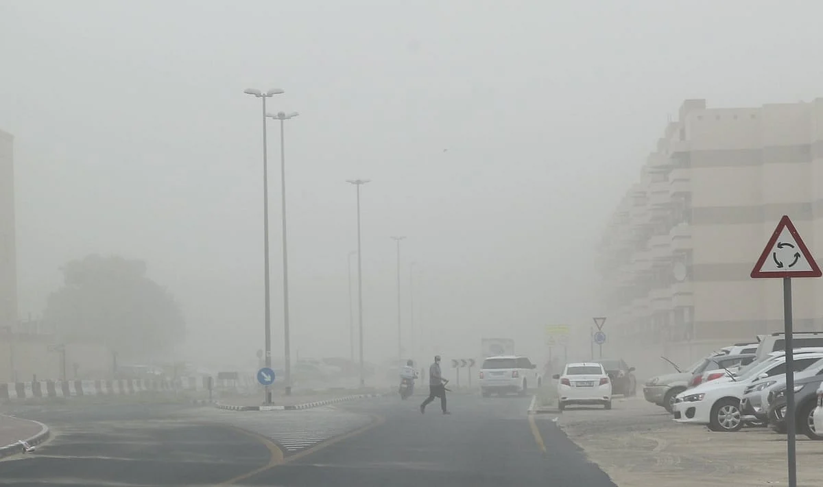 UAE weather: Orange alert issued for wind; temperatures to drop ...