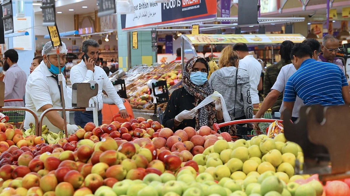 UAE to monitor prices of 9 basic items in real time; retailers need ...