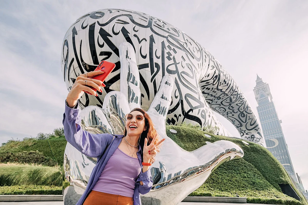 Dubai records 7% growth in tourist arrivals in first four months ...