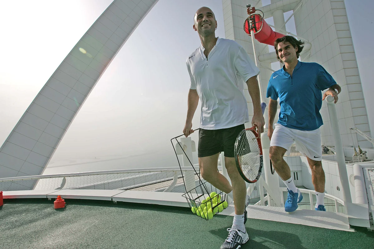 Dubai: 20 years ago, Federer and Agassi played a famous match on Burj ...