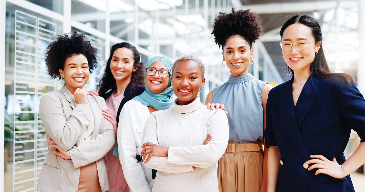 Celebrating UAE's Women Leaders: Pioneers of Change and Balance ...
