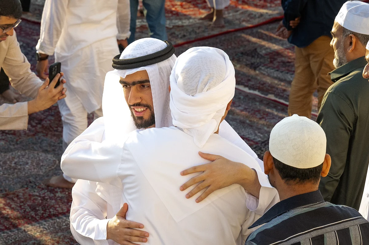 'Prosperity to all': UAE leaders wish people, rulers of nation on Eid ...