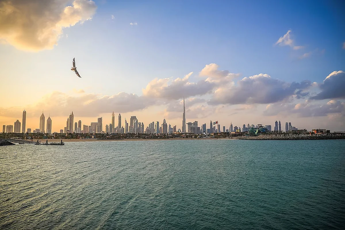 UAE weather: Mercury to hit 43ºC in some areas; fair to partly cloudy ...