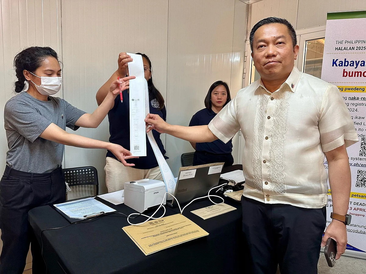 Philippine elections: How to cast ballot as online voting system begins ...