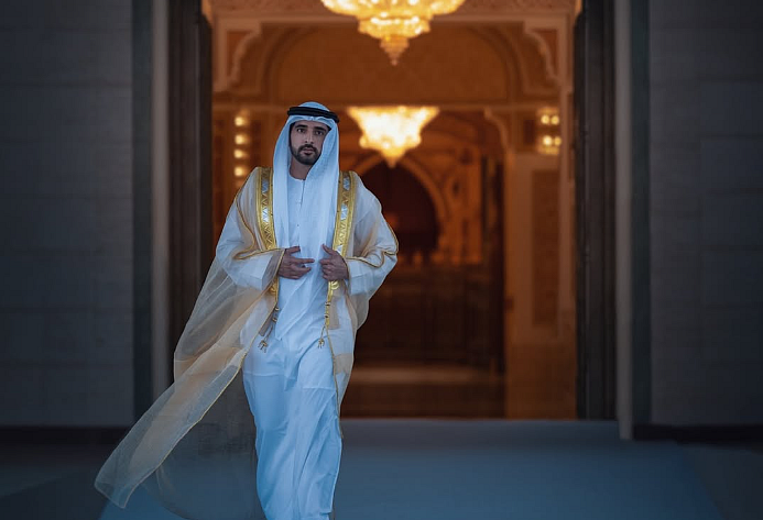 Look: Sheikh Hamdan reveals first photograph of 2-week-old newborn ...