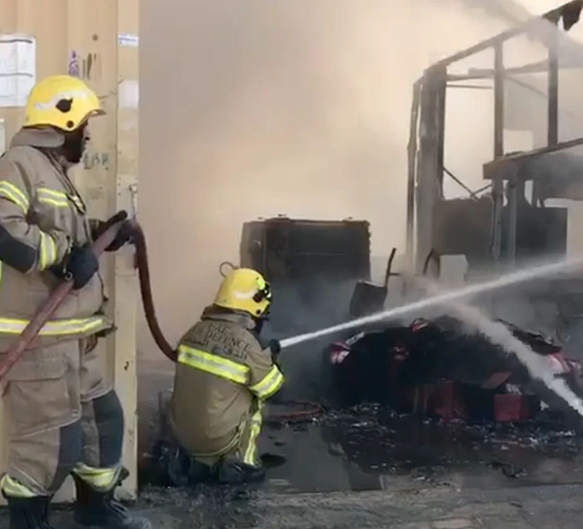 UAE: Fire at shop in Abu Dhabi's Musaffah area brought under control ...