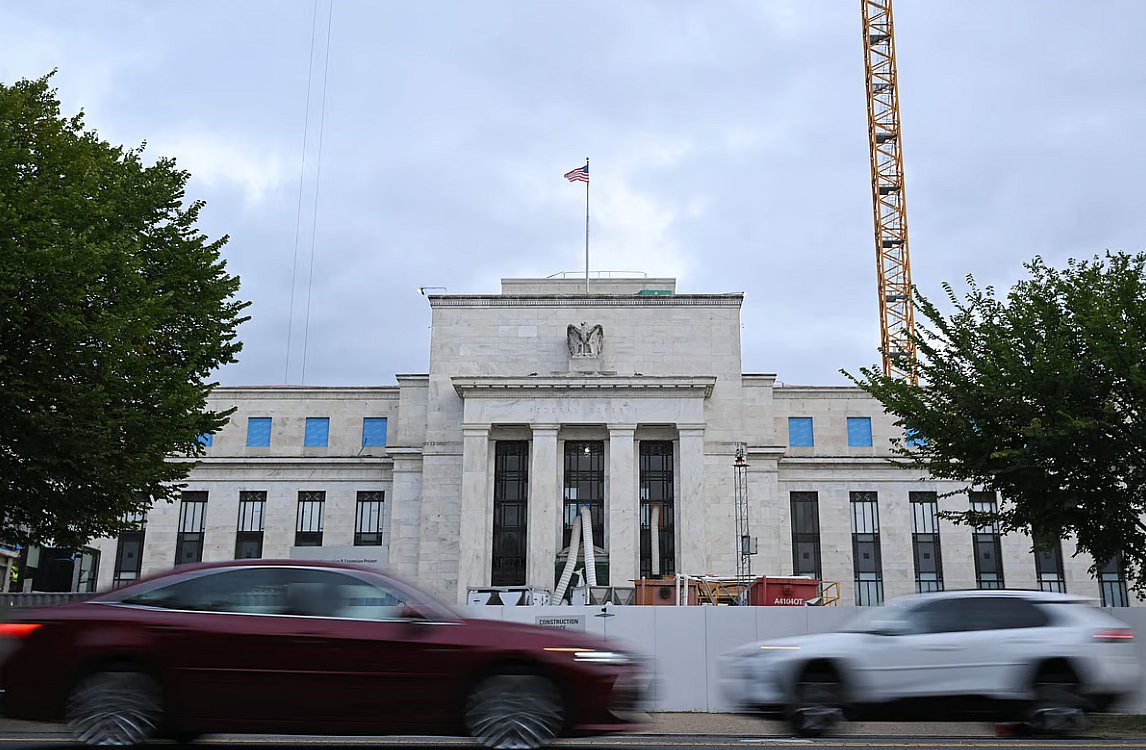 US Federal Reserve maintains benchmark interest rate | Khaleej Times