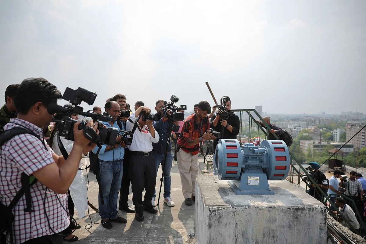 Dozens of Pakistani armed drones hovered over Delhi, major Indian ...