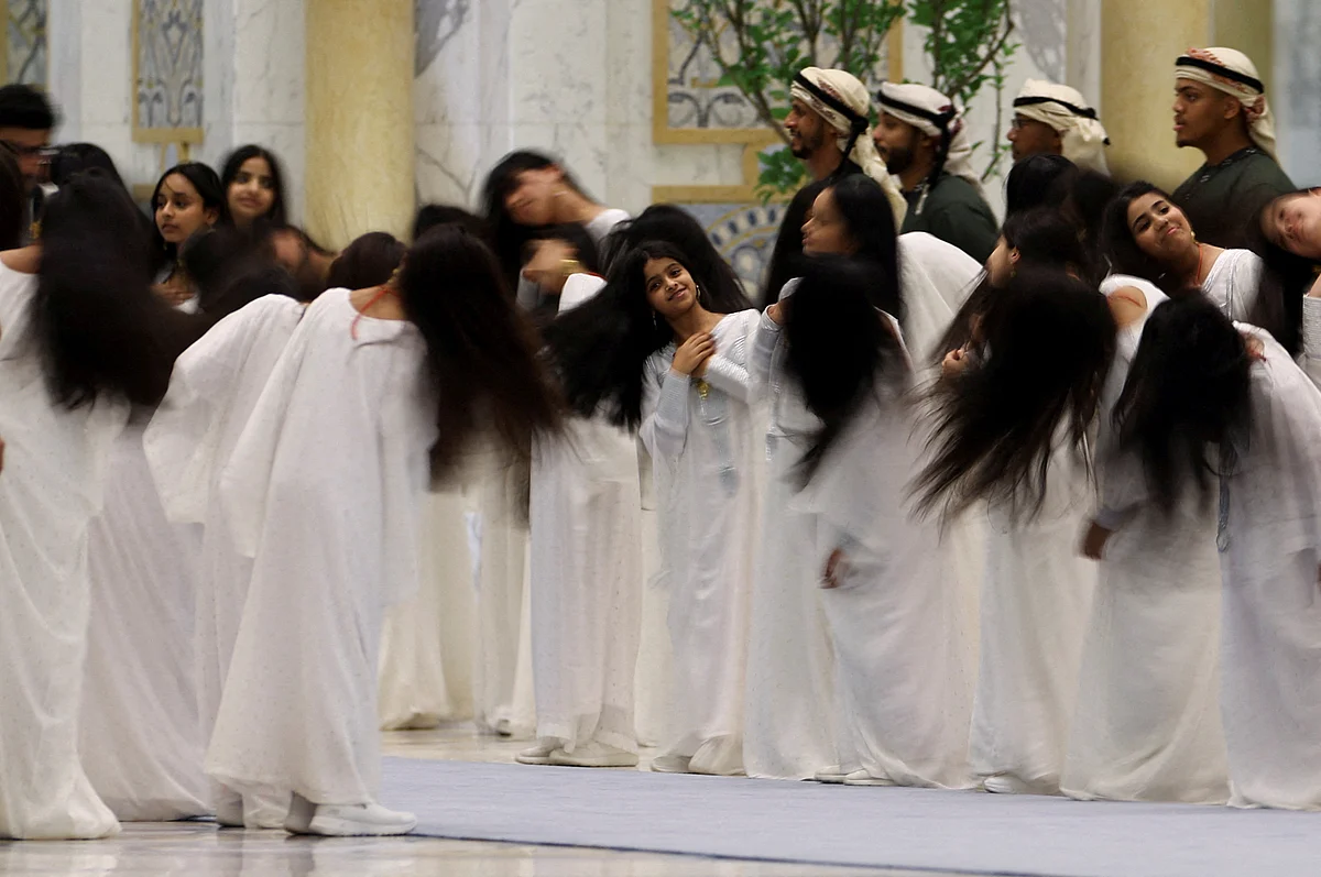 'Proud of heritage': Emiratis explain Al Ayyala dance, UAE culture for ...