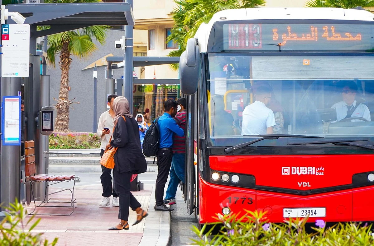 Dubai: ‘Bus priority system’ at traffic signals reduces delays ...