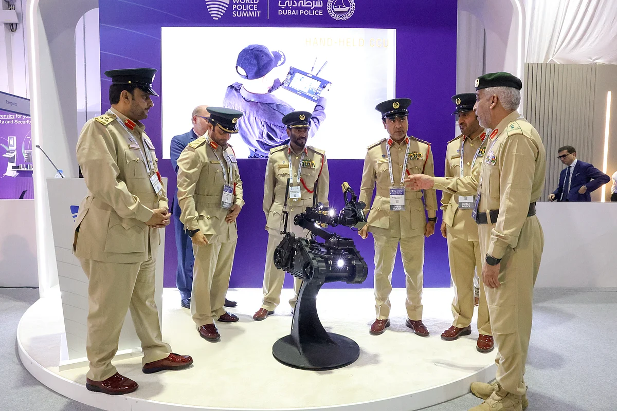 Dubai Police launch tactical robot for high-risk field operations ...