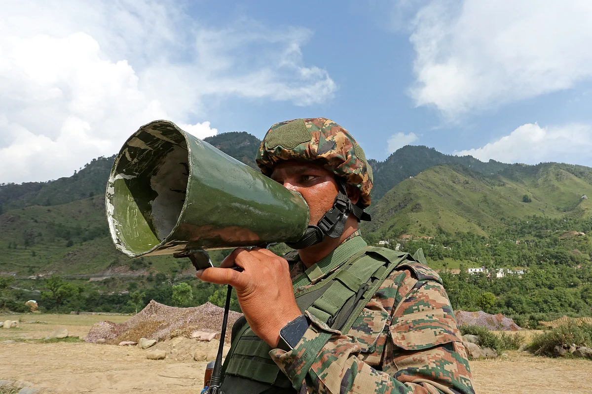 Hooting not shooting across the India-Pakistan frontier | Khaleej Times