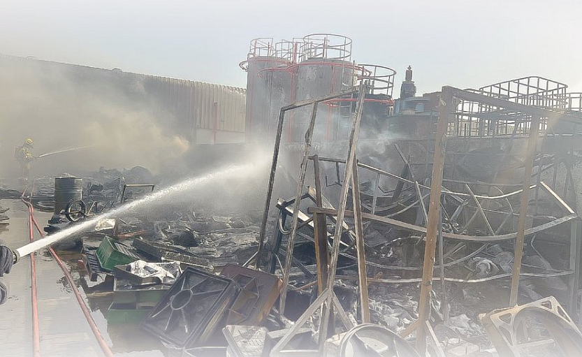 Sharjah: Fire breaks out in petrochemical and fiberglass facility ...
