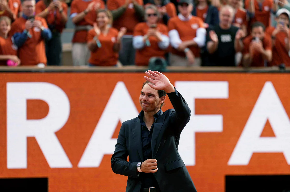 French Open: 'Merci Rafa' T-shirts resurface online at sky-high prices ...
