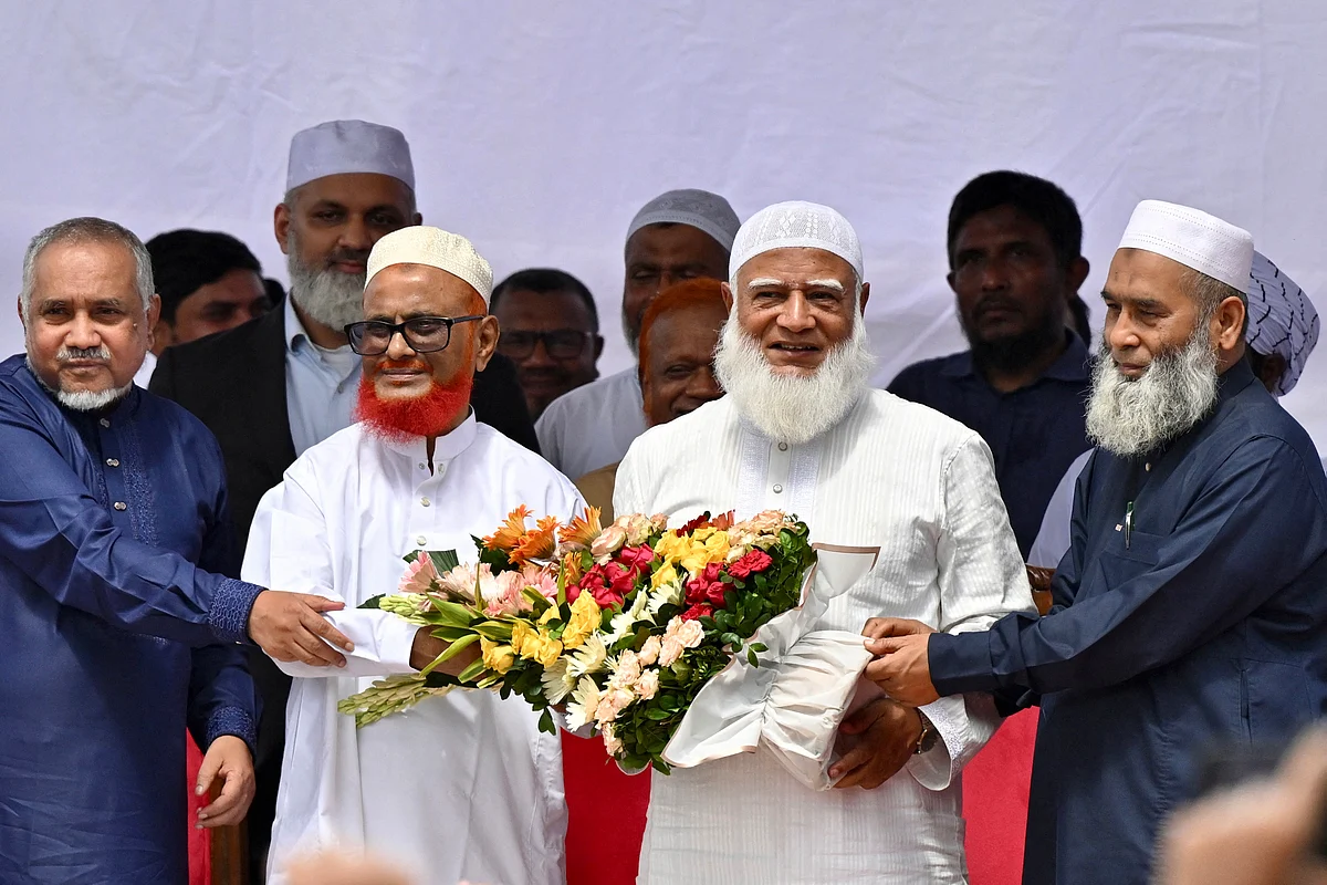 Bangladesh top court restores Jamaat-e-Islami party, permits to partake ...