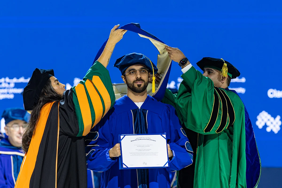 UAE: Student develops AI system to help police detect crimes before ...