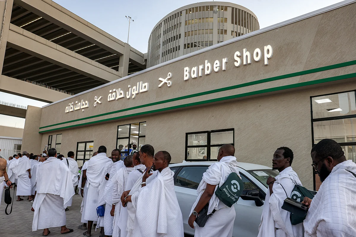 Inside Saudi's Hajj-only barbershop, shaving thousands of heads in a ...