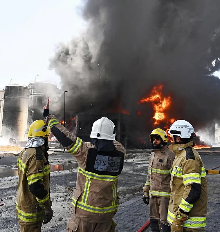 Hamriyah Port fire: Sharjah Crown Prince honours teams that put out ...