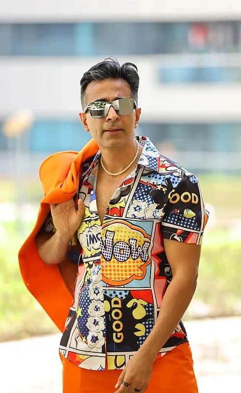 Why do men love to wear black ? Dubai-based fashion influencer on why ...