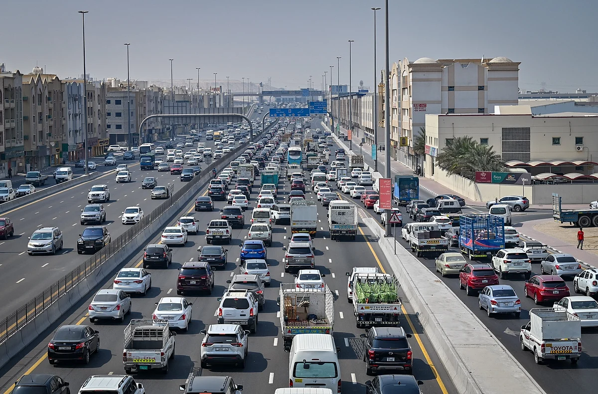 Dubai: How some residents beat peak-hour Salik charges, traffic ...