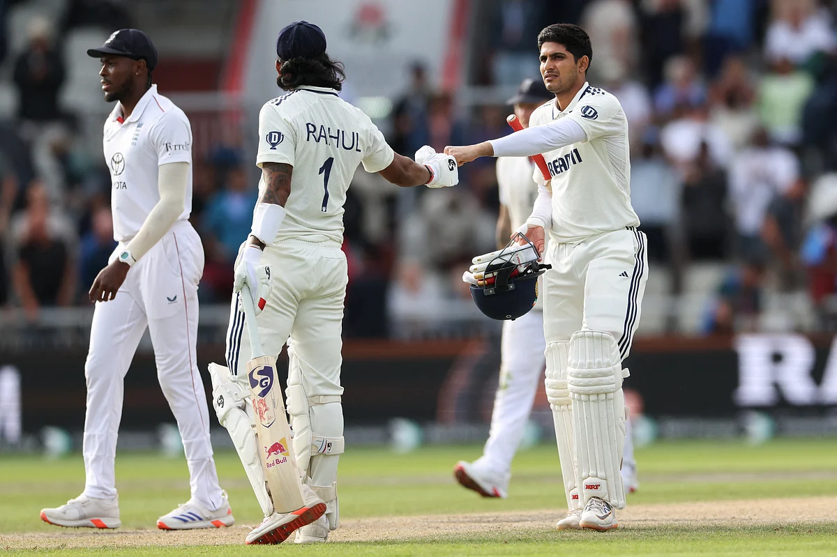 Gill and Rahul steady India after early wobble to frustrate England ...