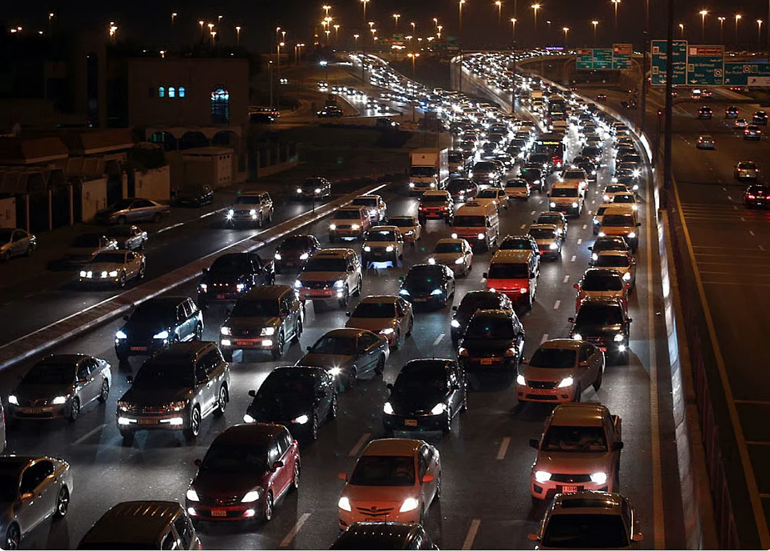 Dubai: Accident on E311 near Airport Road exit; motorists warned ...