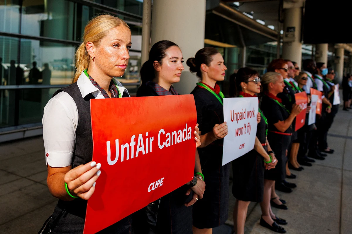 Air Canada set to cancel flights as cabin crew warn of strike | Khaleej ...