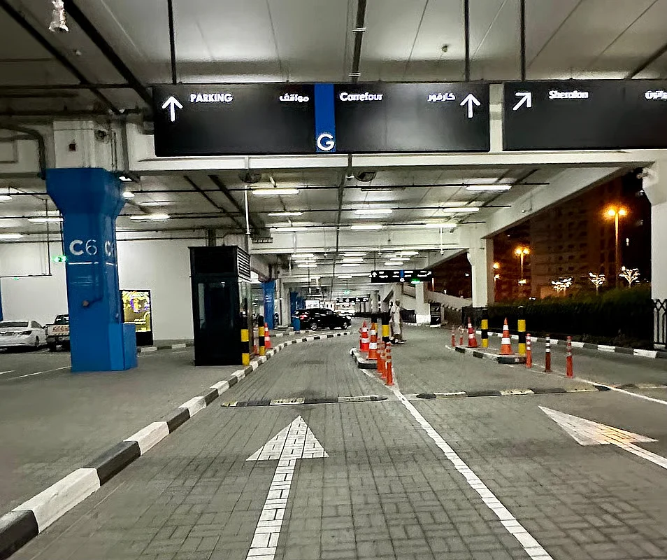 Dubai: Barrierless parking drives Salik non-toll revenue to Dh8.7 million in H1 2025 | Khaleej Times