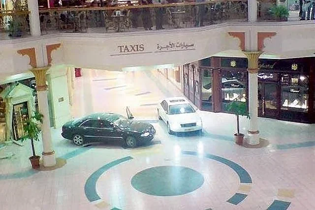 10 times Dubai foiled jewel heists: From Wafi Mall smash-and-grab to ...