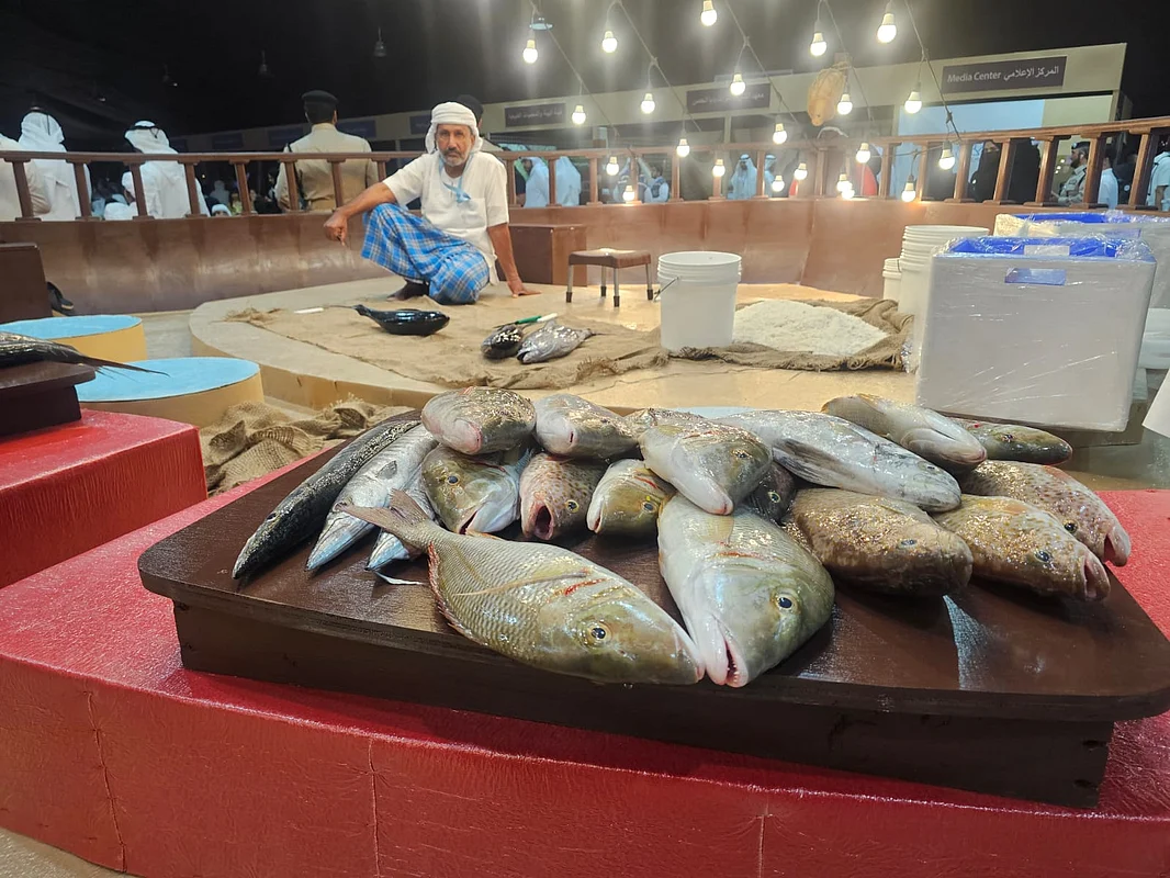 UAE: Parents keep heritage alive by teaching children Emirati art of ...