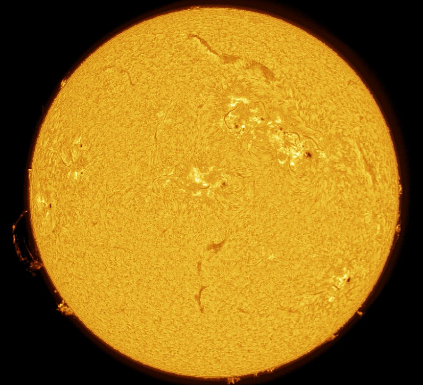 UAE astronomers capture photo of Sun with 'increased solar activity ...