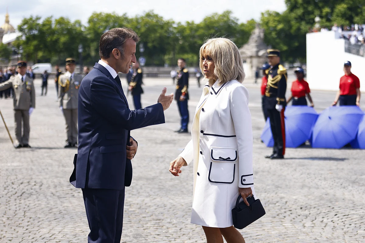 Macron to present 'scientific' evidence to prove France's first lady is ...