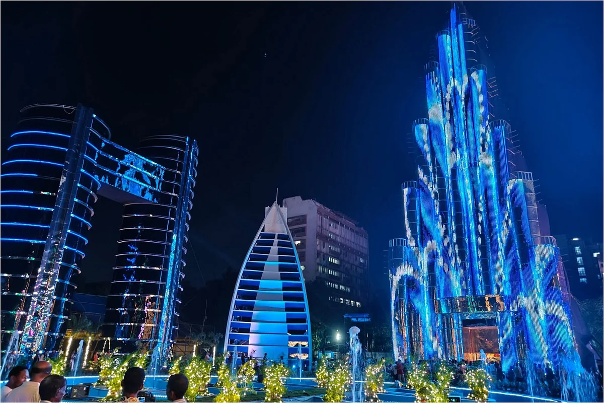 Look: 42-metre Burj Khalifa, Dubai Frame steal the show at Kolkata ...