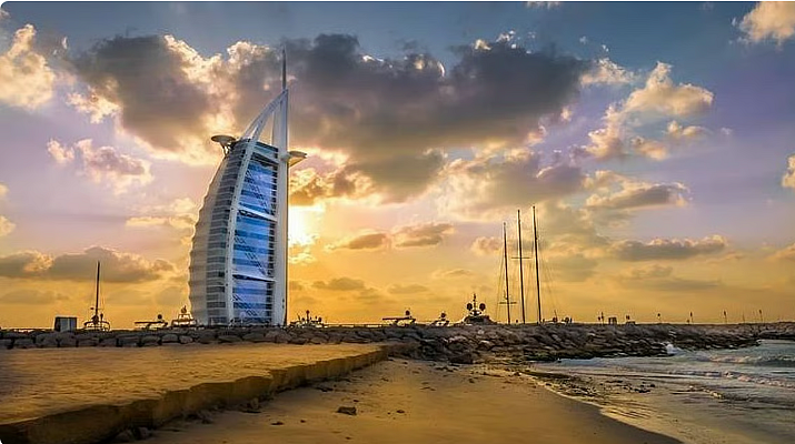 UAE weather: Alerts issued for fog, wind; temperatures to drop ...