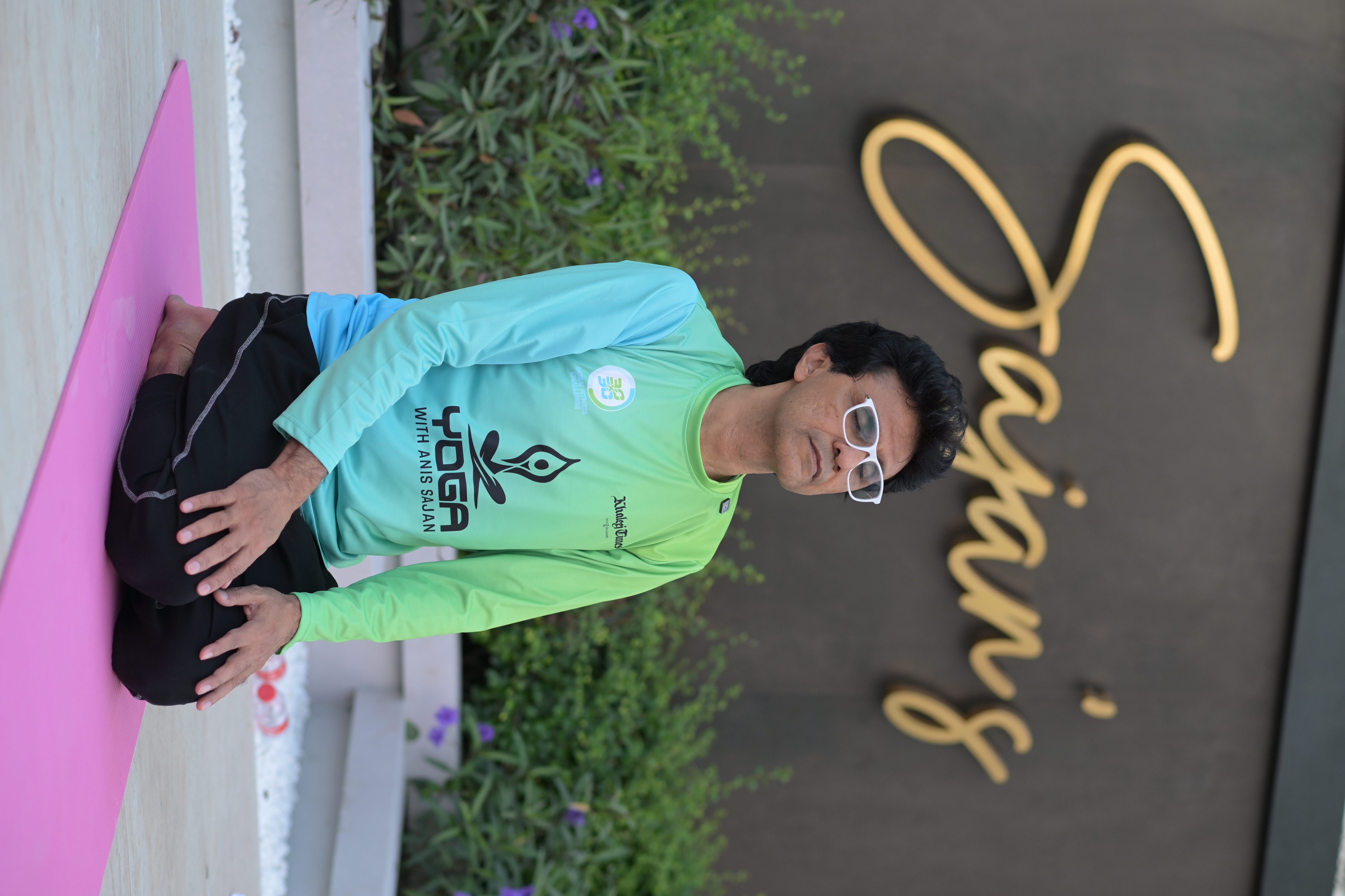 Dubai Wellness Event: Anis Sajan Leads Inspiring Sunset Yoga in ...