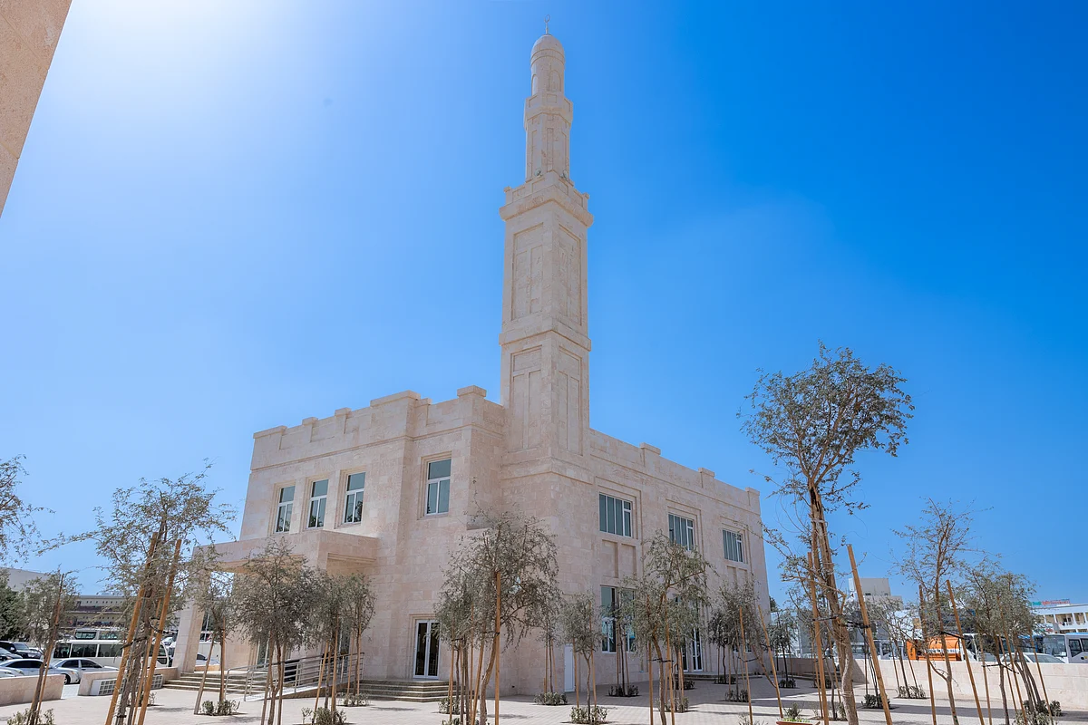 Dubai opens Al Walidayn Mosque during Ramadan to expand places of ...