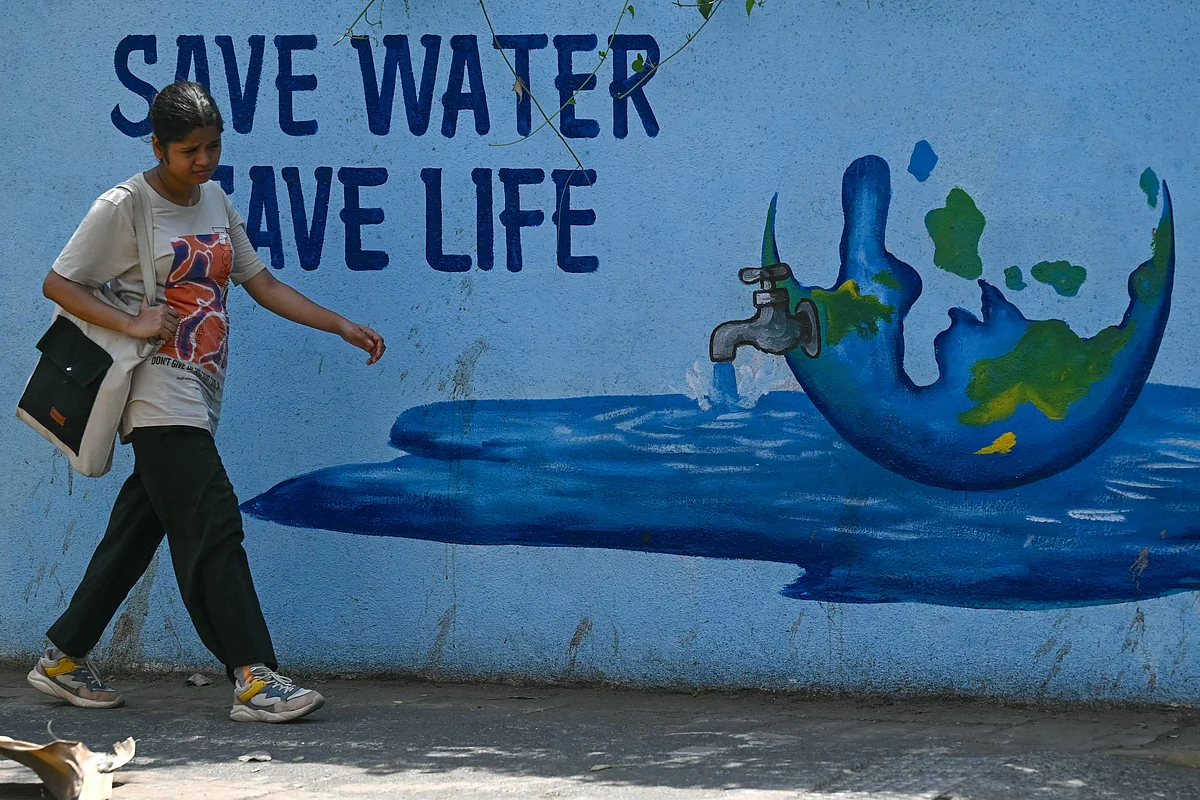 Mumbai imposes water cuts as June rainfall hits 12-year low; reservoirs ...