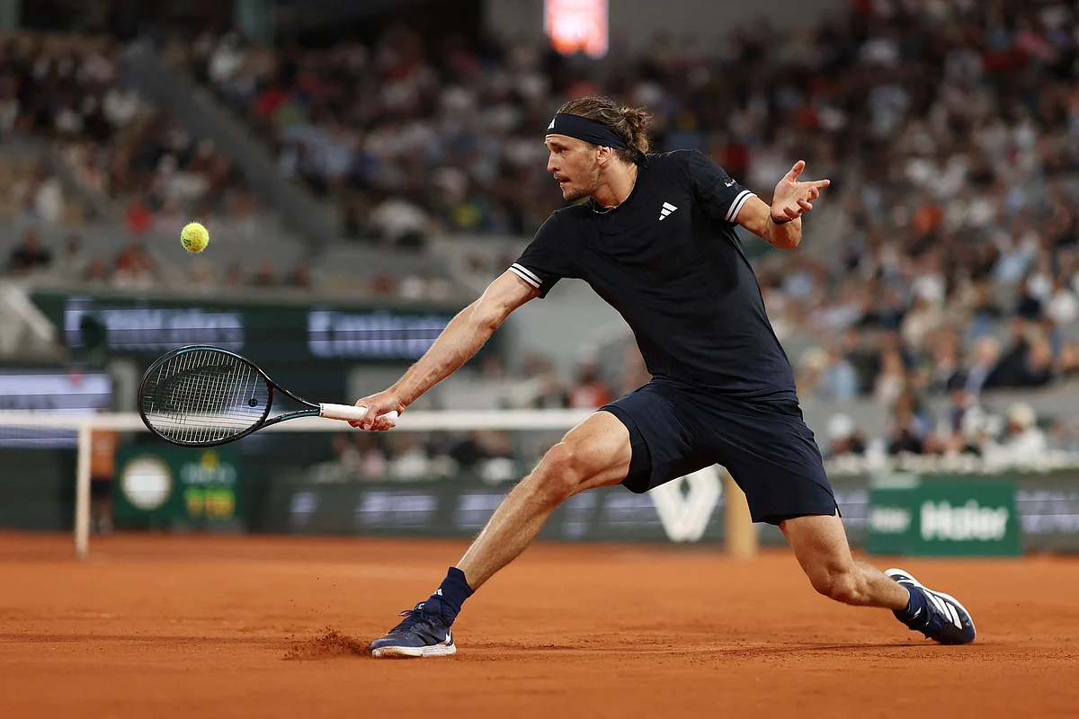 French Open: Zverev brushes off Jodar to reach semis | Khaleej Times