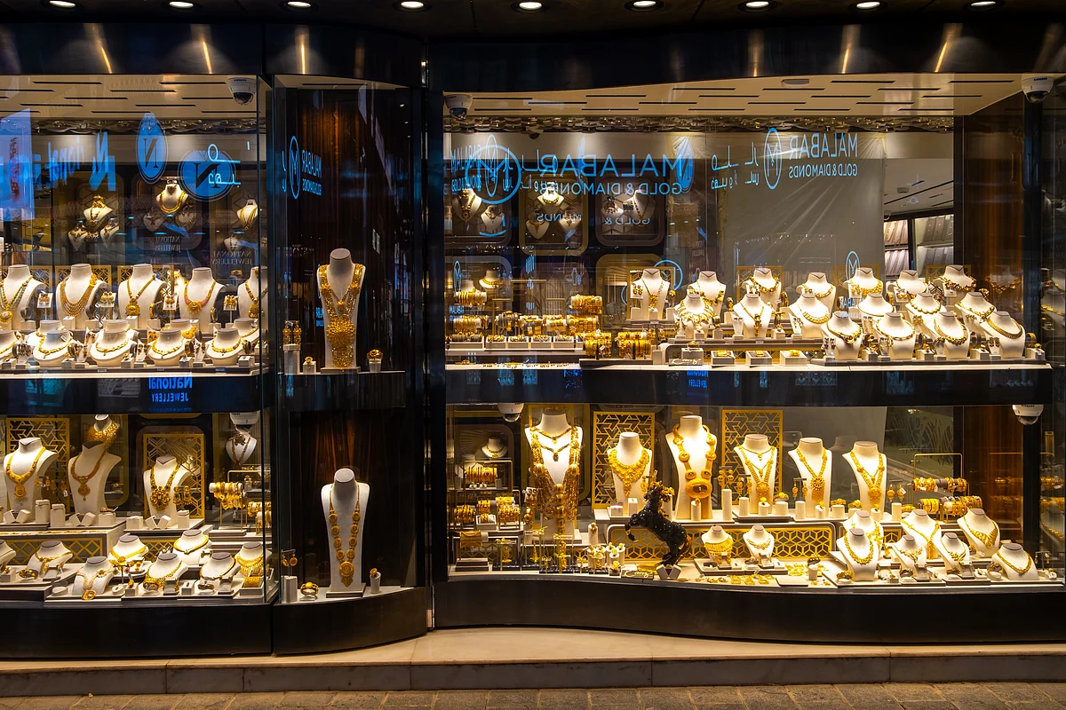 Dubai gold prices fall further, losing nearly Dh12 on June 5 | Khaleej ...
