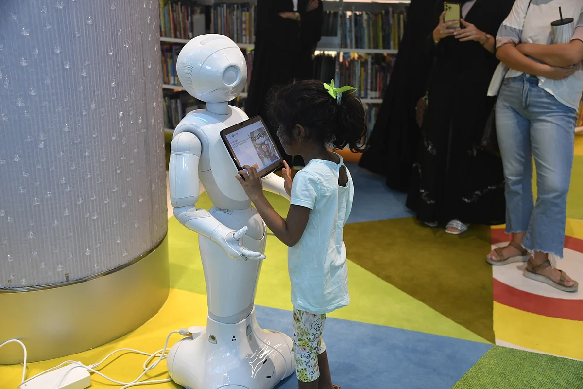 Robot librarians, monorail for books: How high-tech gadgets power ...