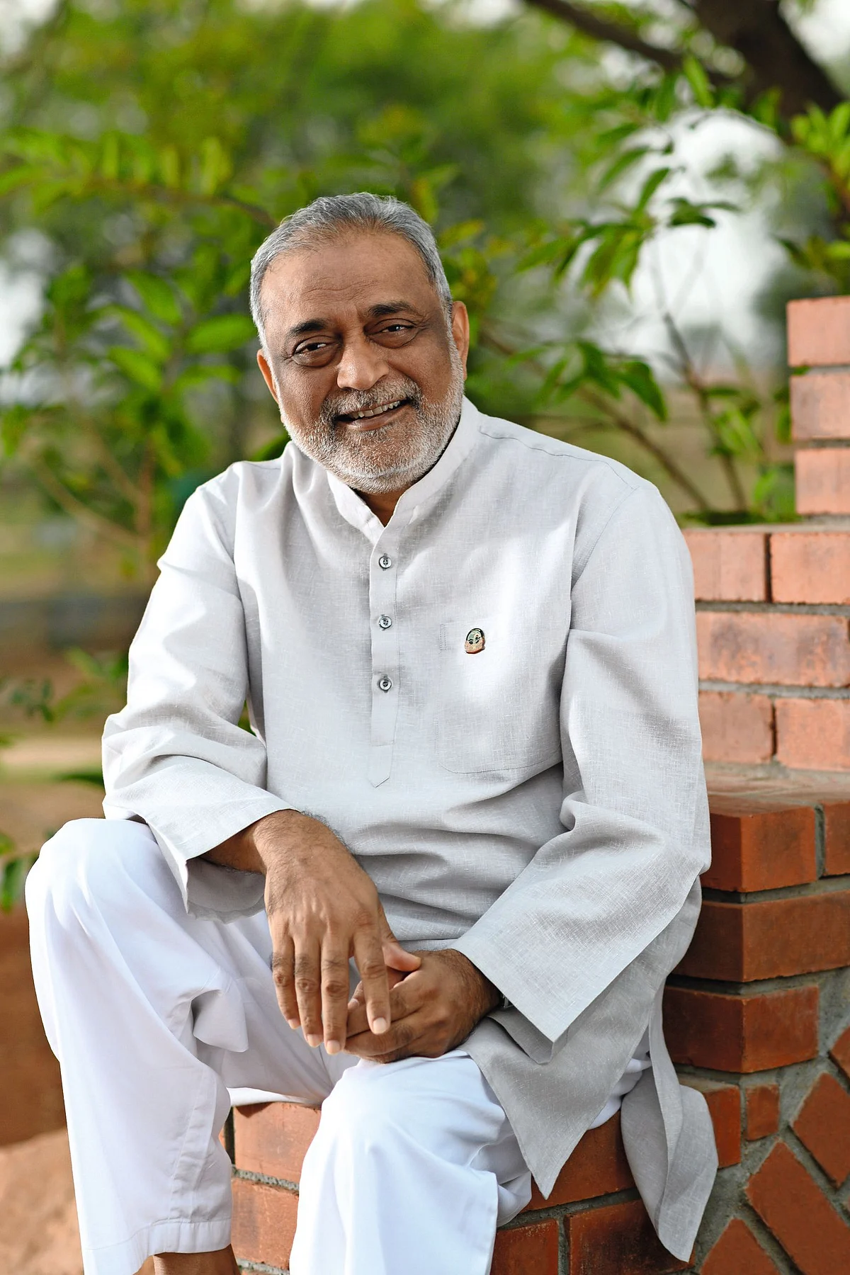 ‘The Wisdom Bridge’ by Daaji offers nine principles to life | Khaleej Times