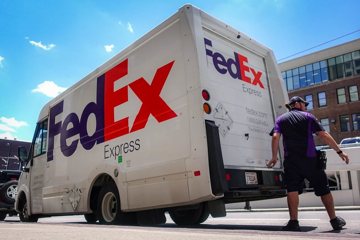 FedEx Express launches direct access to its services in Oman | Khaleej ...