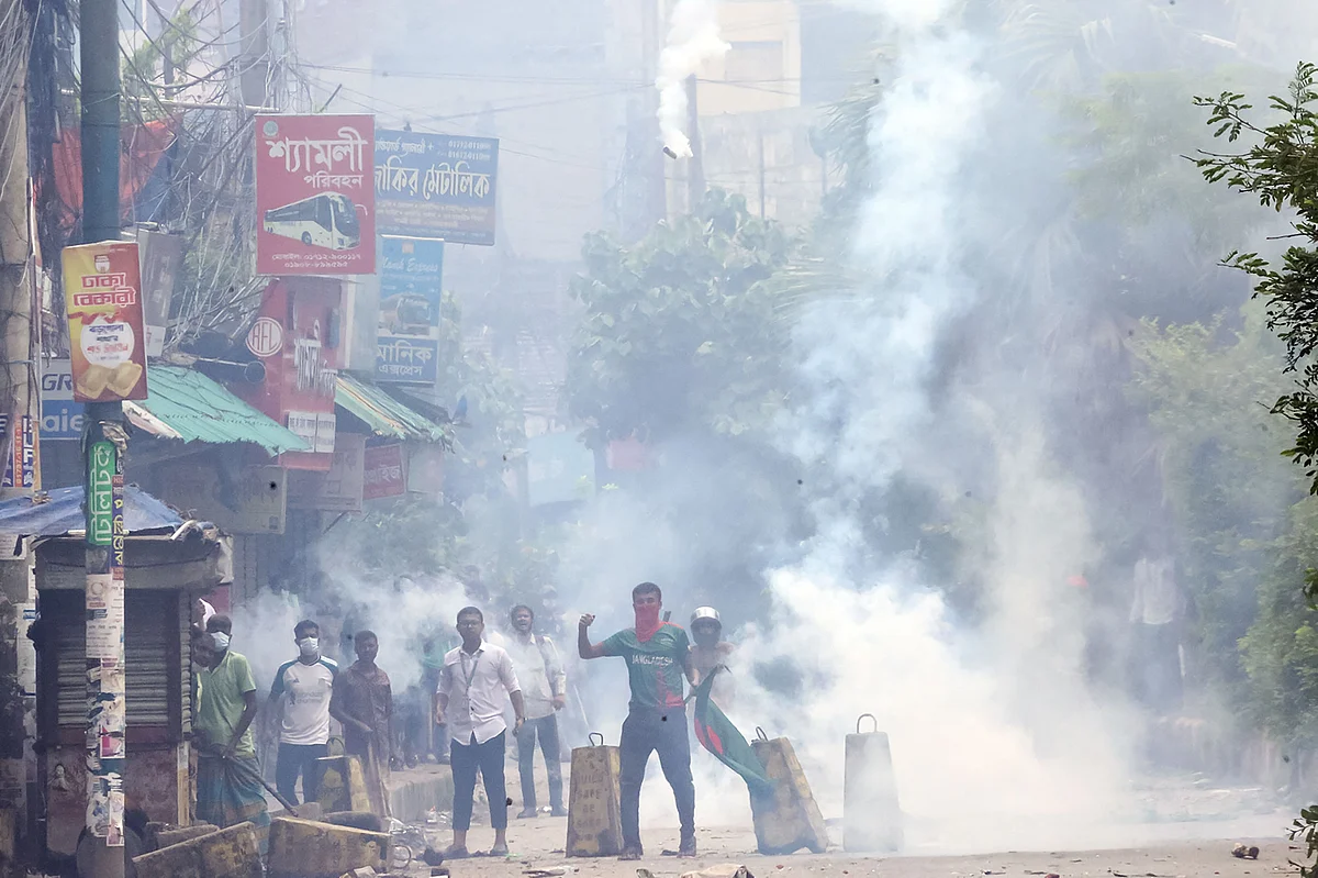 Bangladesh: Widespread internet shutdown after deadly protests: service ...