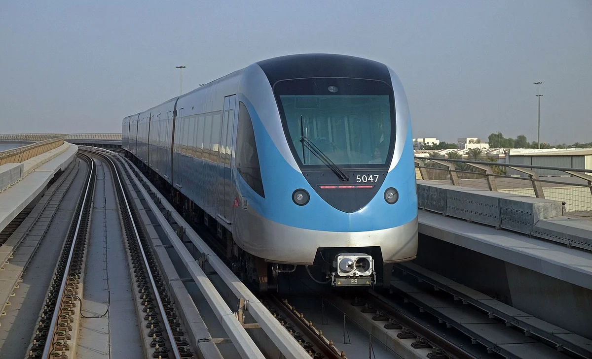 Will Dubai Metro be extended to Al Maktoum International Airport ...