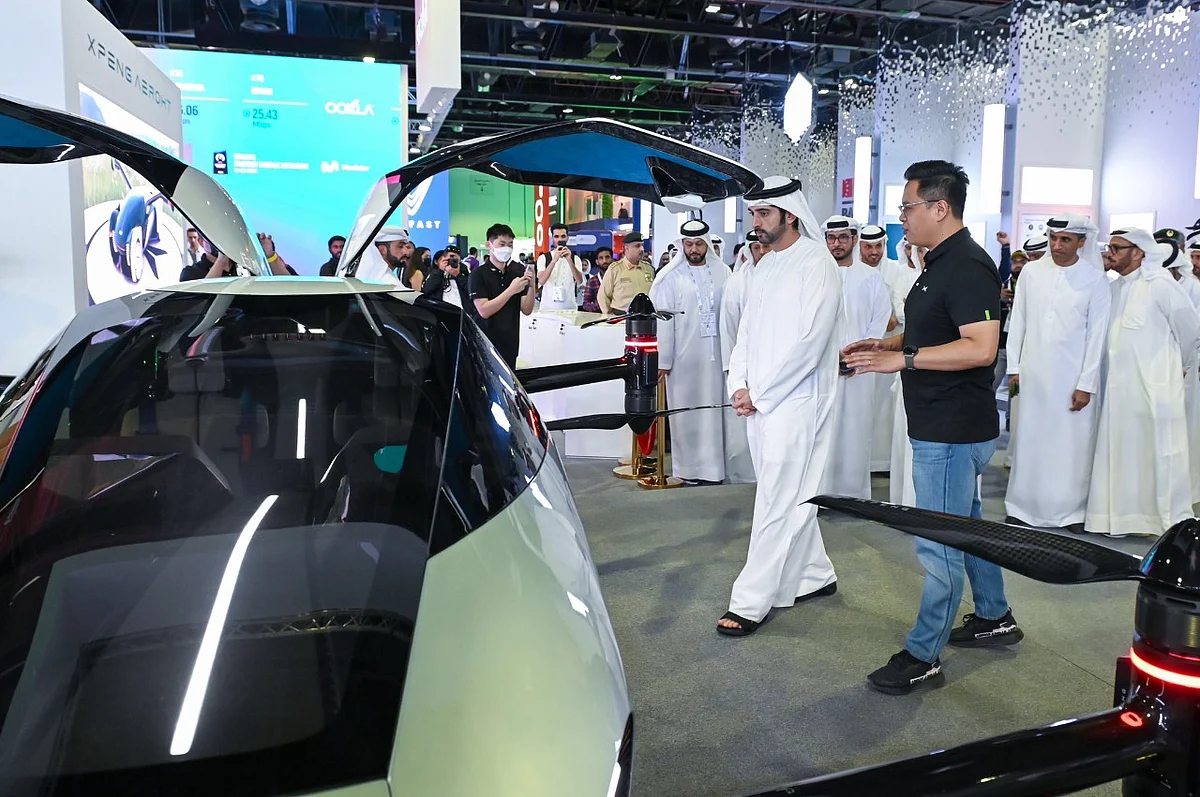 Watch: Sheikh Hamdan visits world's biggest tech event | Khaleej Times