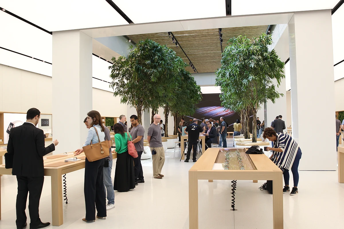 UAE: Apple announces new store in Al Ain, set to open in 2025 | Khaleej ...