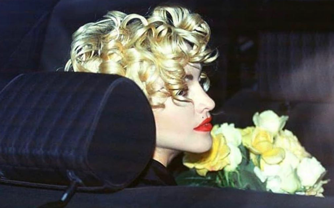 Madonna to 'breathe in coronavirus air' after test shows she has antibodies