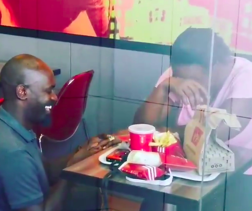 KFC marriage proposal goes viral | Khaleej Times