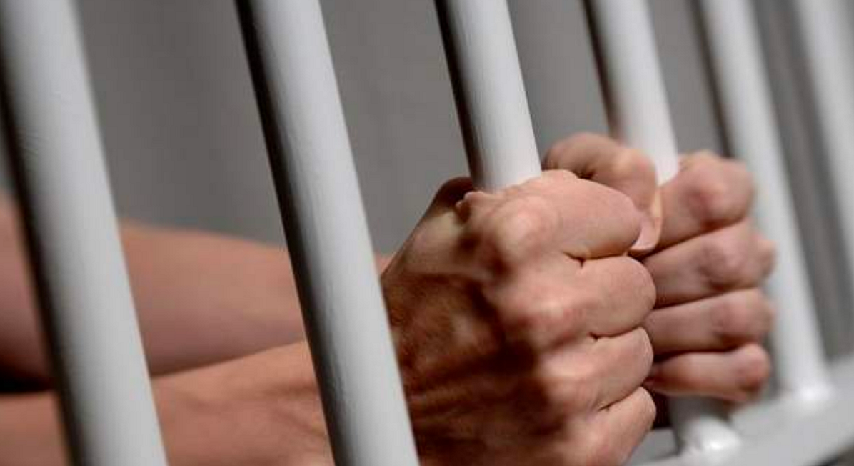 Dubai: Drug supplier sentenced to life in prison after chain of arrests ...