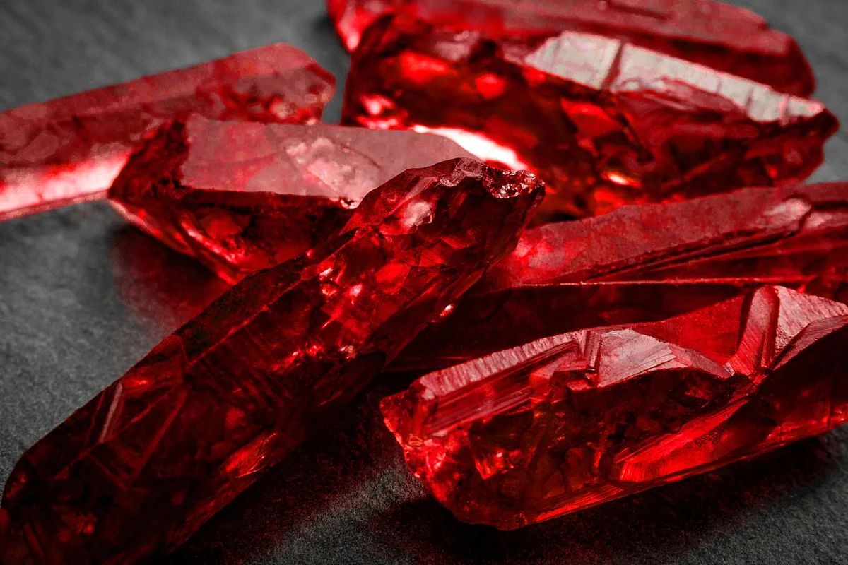 Dubai: Rare rough ruby goes on show ahead of auction | Khaleej Times